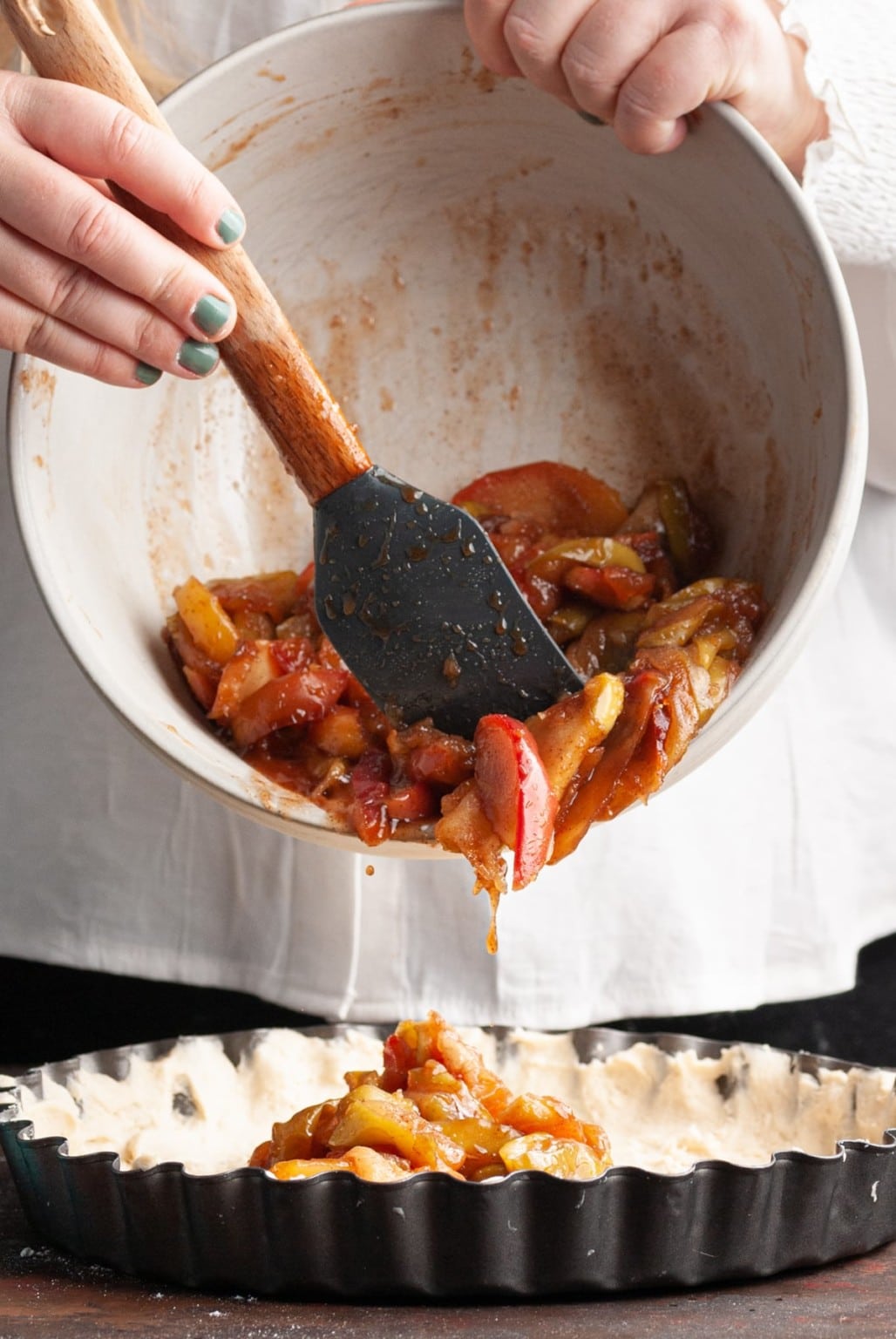 Mouth-Watering Drunken Apple Pie with Bourbon Drizzle — Marley's Menu