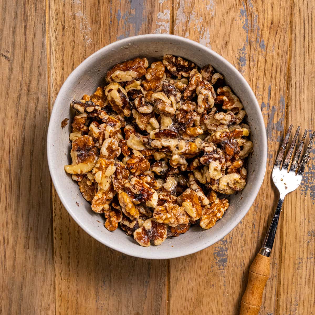 5-Ingredient Baked Candied Cinnamon-Sugar Walnuts — Marley's Menu